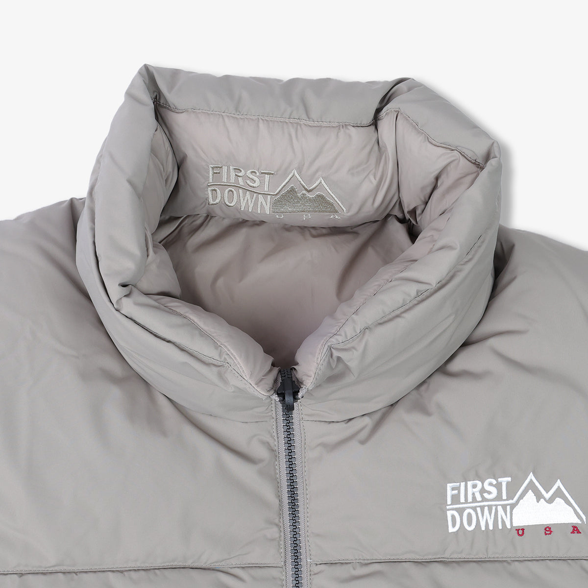 FIRST DOWN BUBBLE DOWN JACKET SHORT – KICKS LAB.