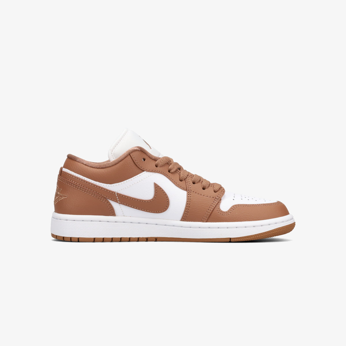 NIKE WMNS AIR JORDAN 1 LOW – KICKS LAB. 公式オンラインストア